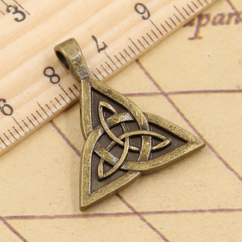 10pcs Charms Irish Knot Amulet Talisman 28x24mm Tibetan Bronze Silver ...
